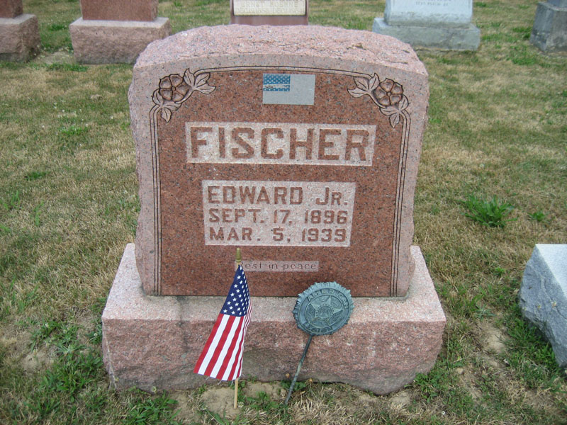 edward-fischer-jr.-gravestone-trinity-altenburg-mo