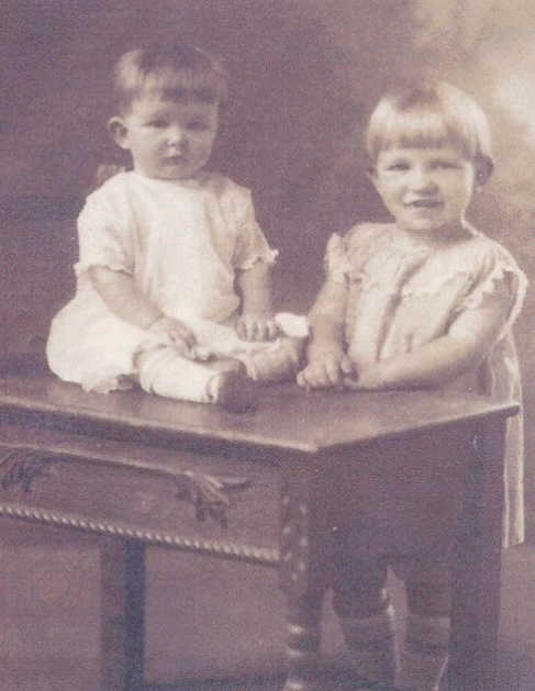 joseph-hunt-2-daughters